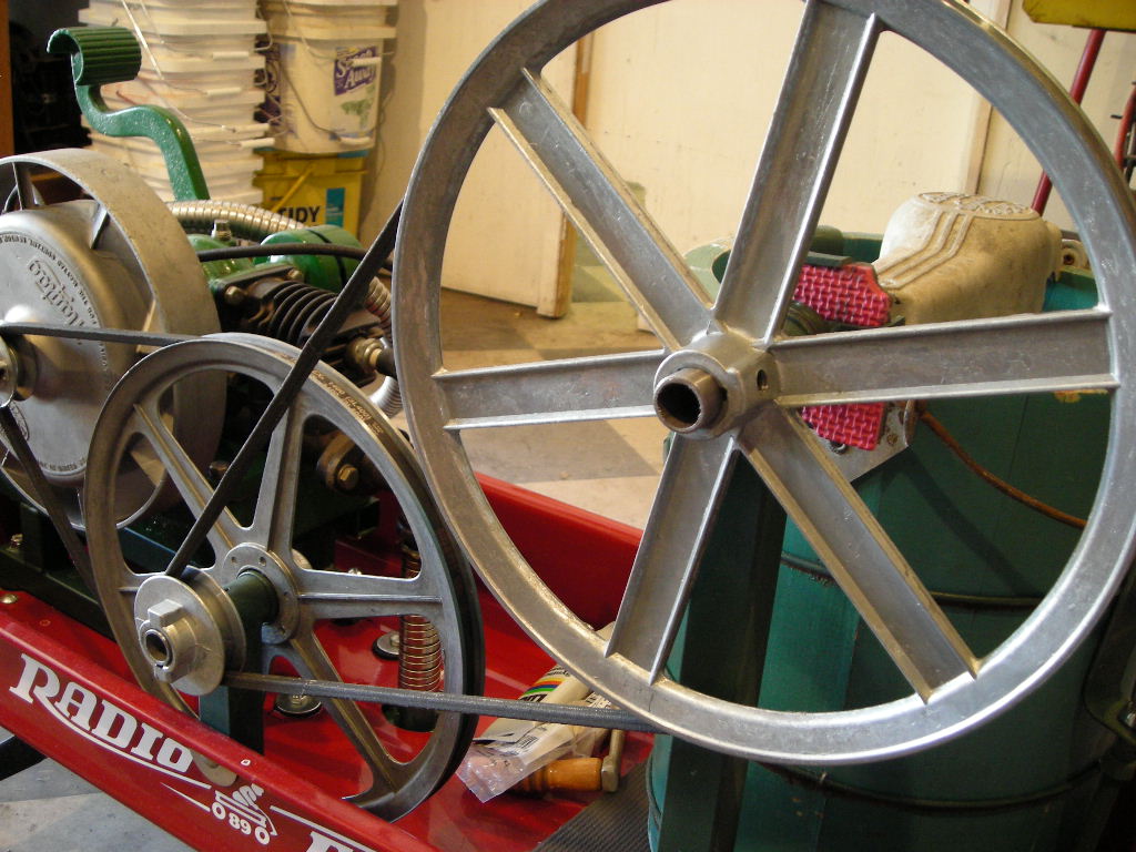 Speed reduction setup | Smokstak® Antique Engine Community*